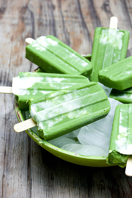 Green Smoothie Breakfast Popsicles {Popsicle Week} – Floating Kitchen