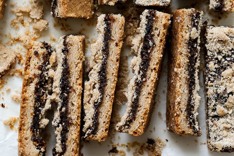 Whole Wheat Fig Shortbread Bars – Floating Kitchen
